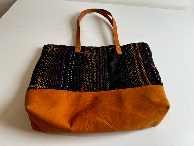 Vintage Pakistani Saami Quilt Small Tote Bag in Black and Multi-color ...